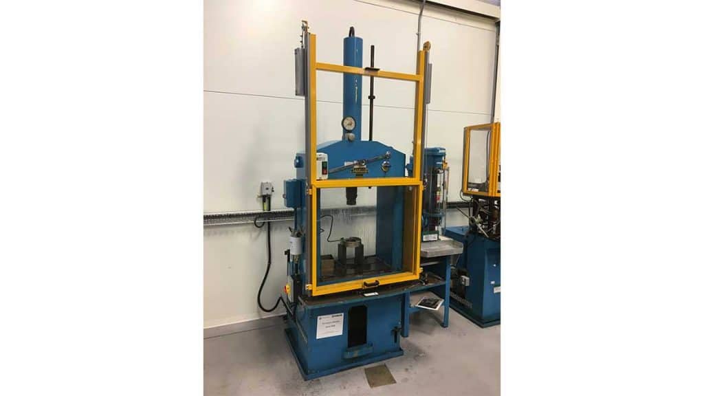 FVH Press Guard | PUWER Machinery Guarding